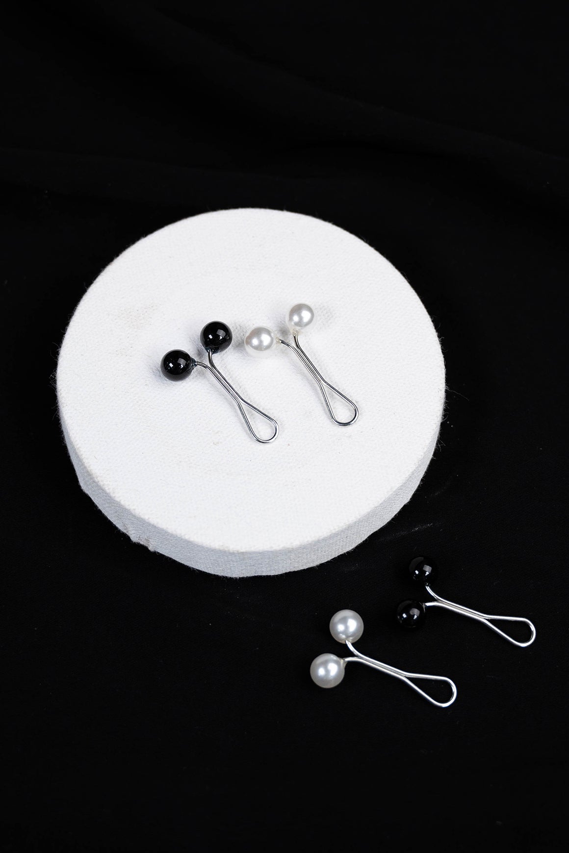 Hijab Clips – Jalbaab